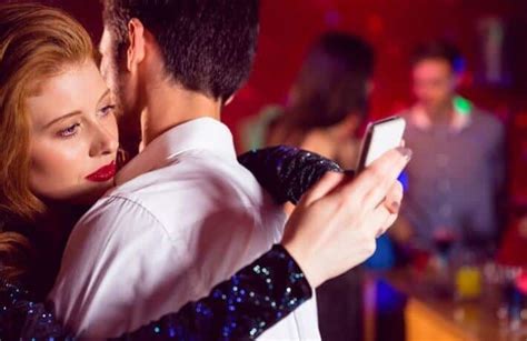 How To Record Surround Sounds On Your Spouse Android Phone