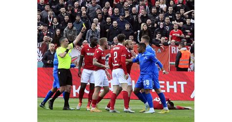 Поредно безумие на БФС вечно дерби и маратон в един ден