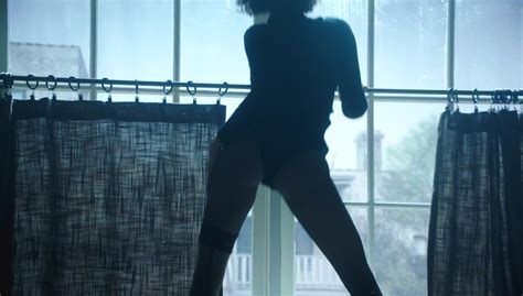 Naked Aubrey Plaza In Legion