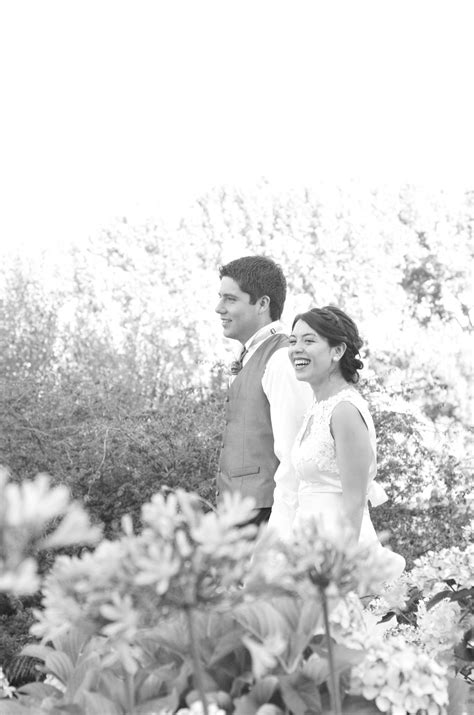 Безплатна снимка човек Черно и бяло жена мъжки романтика монохромен сватбена рокля