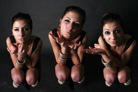 What Are The Symptoms Of Dissociative Identity Disorder And The Treatment For Dissociative