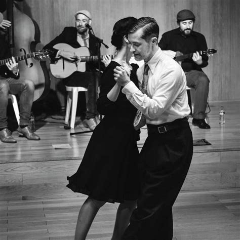 Dónde aprender a bailar swing en Zaragoza y Huesca