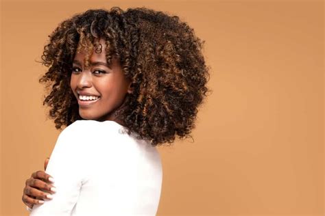 What Are Bottleneck Bangs How To Cut And Style Diy Bangs