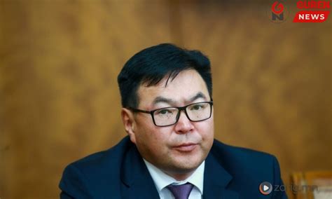 Монголын хөлбөмбөгийн холбооны Ерөнхийлөгчид Ц Анандбазар нарын таван хүн нэрээ дэвшүүлжээ