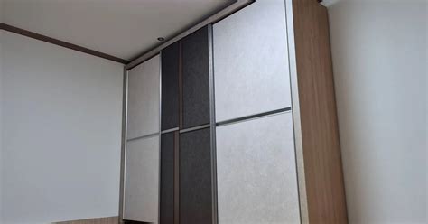 당일날 작업시간이 앞타임 딜레이로 인해서 늦어지긴 했습니다만 가구 스크래치나 장판 벽지 손상없이 꼼꼼하게 작업해주셨어요 지역 이동까지 있고 이사집은 엘베없는 2층이여서