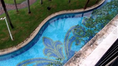 Вид из окна отеля Youtube