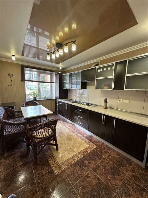 Здається в оренду 3 кімн кв ра вул Лесі Українки 74 Буд цегл пов 2 6 заг пл 102 кв м