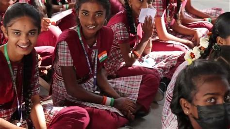 అంగరంగ వైభవంగా గణతంత్ర దినోత్సవ వేడుకలు Zphs Nakrekal Youtube