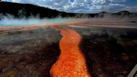 Yellowstone Volcano Magma Chamber