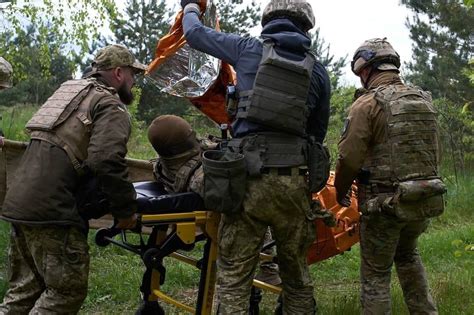 Генеральний штаб ЗСУ On Twitter УВАГА ВСІ ПОРАНЕННЯ НА ФОТО НАВЧАЛЬНІ Бойові медики