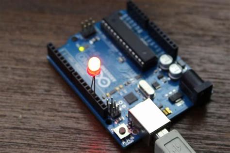 Iot Blink Using Arduino • Tech Projects