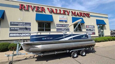 Forester Pontoon Boats Setting Sail On Comfort Guide
