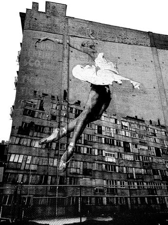 Fotografi Med Digitalt Tryck Balett Urban Street Art Photography By Jo Paffy Ca 150x100cm