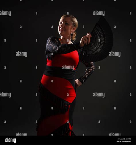 Spanish Woman Fan Flamenco Hi Res Stock Photography And Images Alamy