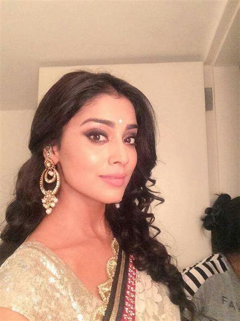 Pin By N Begum On Designer Sarees Indian Beauty Saree Designs Indian Fashion