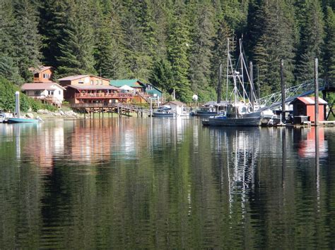 Waters Edge Lodge Elfin Cove Ak Tarifs 2025