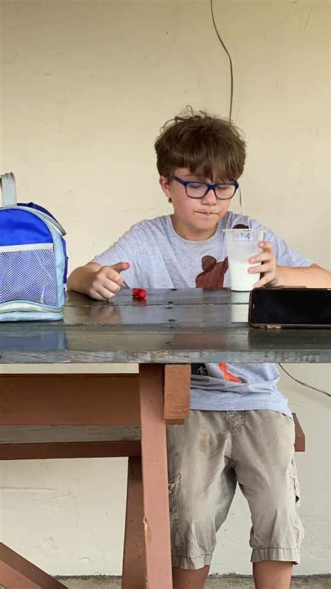 Solve Joey Tries A Flaming Hot Cheeto Video Jigsaw Puzzle Online With 18 Pieces