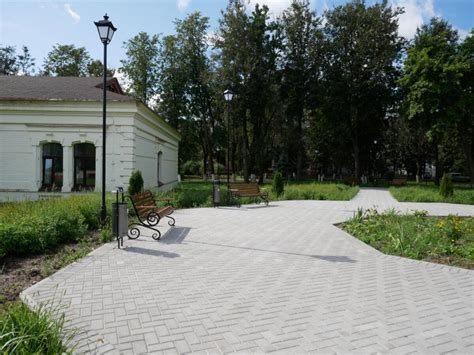 В Брянске благоустроили территорию Детской школы искусств №1 им Т П Николаевой