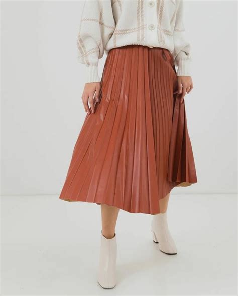 Спідниця — ціна 300 грн у каталозі Міді спідниці Купити жіночі речі за доступною ціною на Шафі