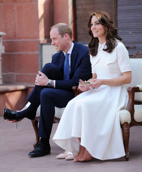 Kate Middletons Respectful Gesture During Visit To Roman Kemps