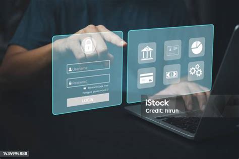 인터넷 뱅킹 온라인 보안 연결 네트워크 로그인 및 암호 개인 정보 비즈니스 사이버 보안 디지털 기술 노트북 아이콘 개념이 있는 가상 화면 사생활에 대한 스톡 사진 및 기타