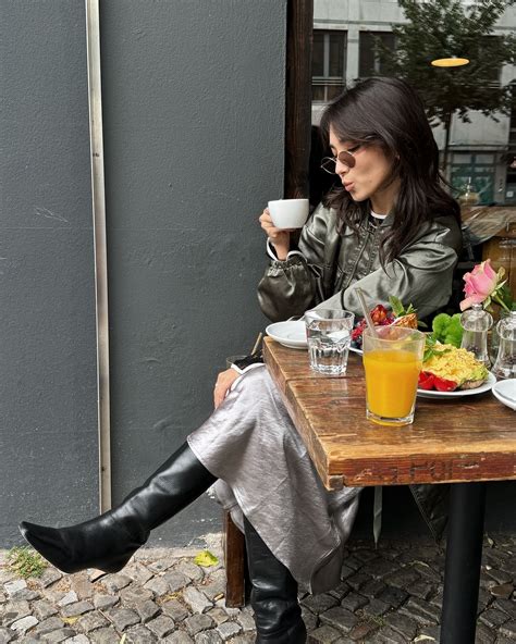 Maria Zhang 张至仪 Get Off Your Phone Instagram Maria Zhang 张至仪 Get Off Your Phone Instagram