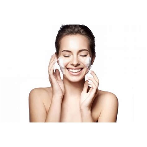 Чем питательный крем отличается от увлажняющего Каким кремом пользоваться