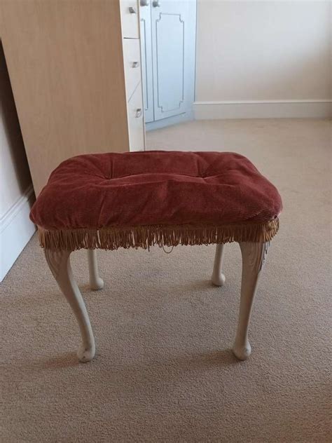 Freelywheely Dressing Table Stool