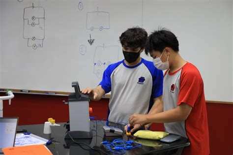 Year 9 Physics Building Circuit Boards Bangkok Patana Babe