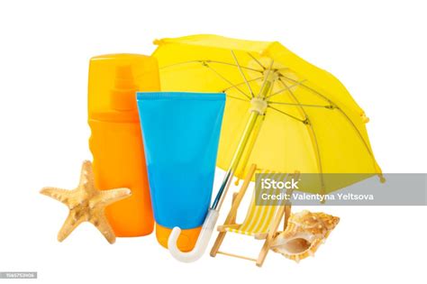 흰색 배경에 분리된 자외선 차단제 Spf 크림 자외선 차단 자외선 차단 여름 휴가 개념입니다 0명에 대한 스톡 사진 및 기타 이미지 Istock