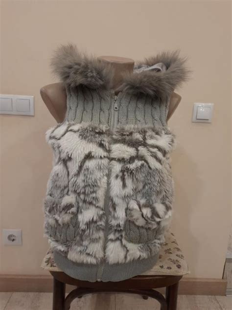 Жилетка — ціна 200 грн у каталозі Жилетки Купити жіночі речі за доступною ціною на Шафі