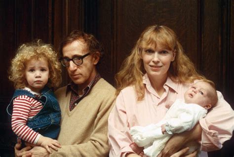 9 Hot Sexy Dylan Osullivan Farrow Bikini Pics