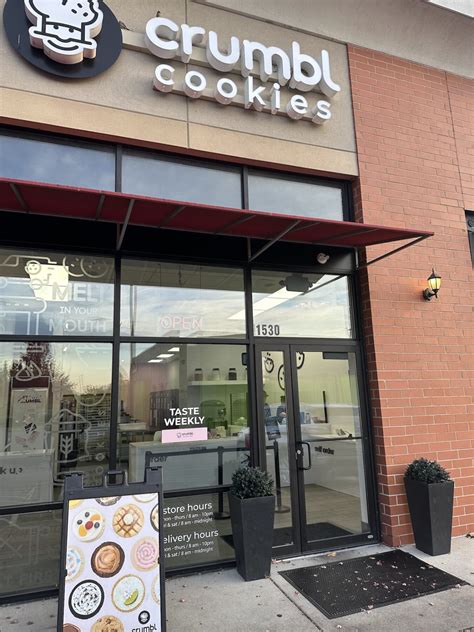 Crumbl Cookies Garden Grove