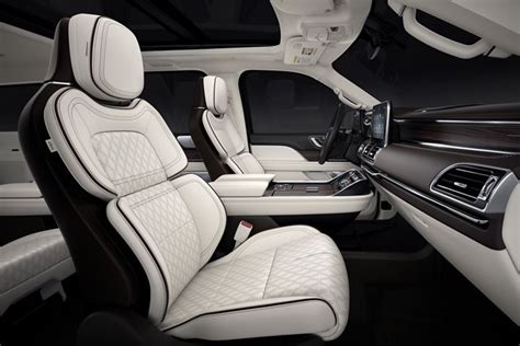 Suv With White Leather Interior New 2025 Nissan Pathfinder Sl Suv In
