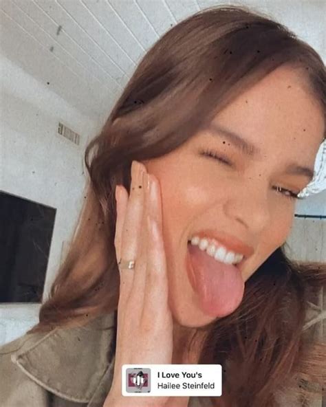 Hailee Steinfeld Pic