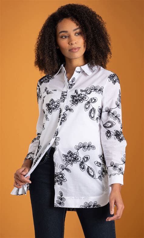 Floral Embroidered Cotton Blouse In Black Klass