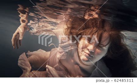 人 人物 人間の写真素材 [62485311] Pixta