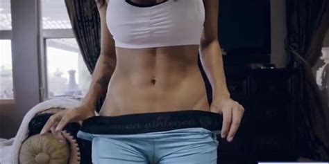 Gorgeous Amia Miley Screwed Rough And Deep On The Bed Brand New