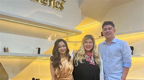 Rara Lida Meriahkan Peluncuran Skincare Baru Glam Shine Cosmetics