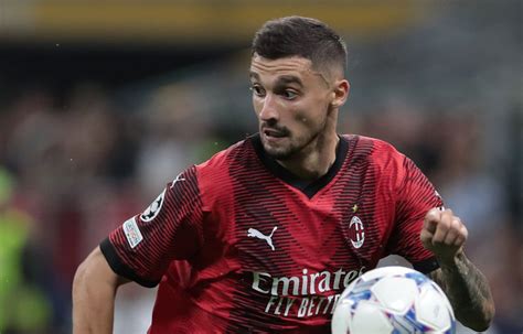 Milan Rade Krunic Infortunato Ma Convocato In Nazionale Il Motivo