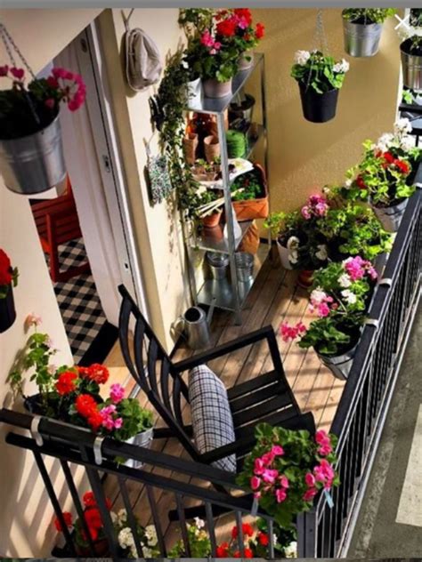 çiçekli Balkon Küçük Balkon Dekorasyonu Украшения для балкона Оформление балкона квартиры