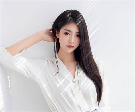 秀人网丨可樂vicky（可乐vicky）个人介绍和写真合集鉴赏 知乎