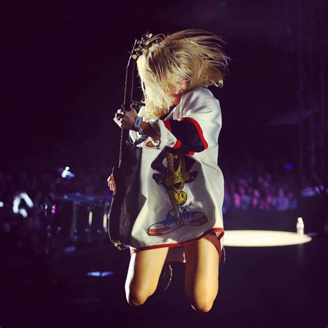 Pin On Ellie Goulding