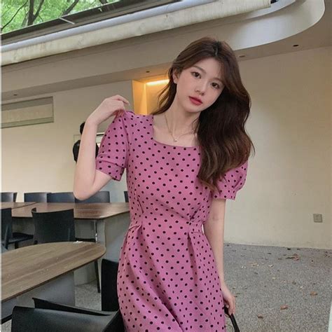 직장인 어깨넓은 여자 키작녀 코디 돌잔치 하객룩 스퀘어넥 도트 롱원피스 에이블리