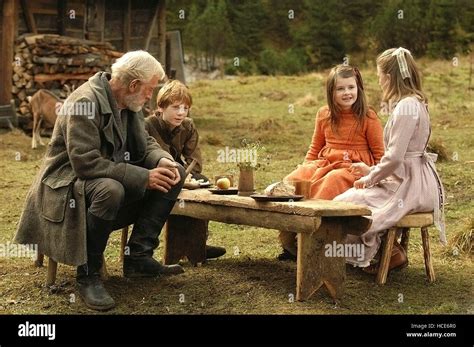 Heidi Max Von Sydow Samuel Friend Emma Bolger As Heidi 2005 ©warner Bros Courtesy Everett