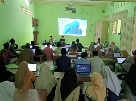 Hmps Iat Ilha Mengadakan Pelatihan Makalah Iai Khozinatul Ulum