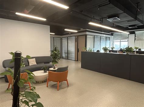 Original New Mikro Tik 5 Port Ros Soft Routing Gigabit Mini Home Wifi Rb750gr3 Router In Stock