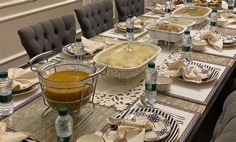 شیک‌ترین مدل‌های دیزاین سفره افطاری ماه رمضان عکس