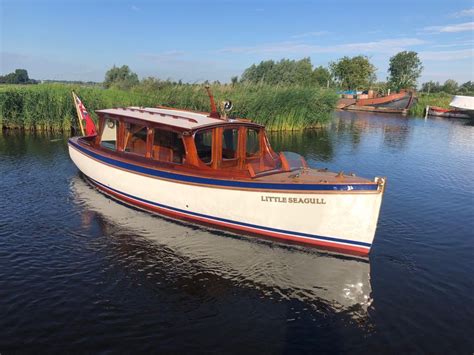 1962 Custom 23ft Cabin Cruiser Boatshop24 Uk
