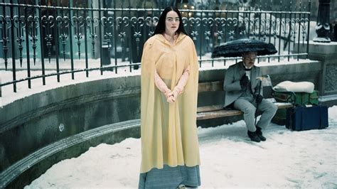 Emma Stone Actually Finds Poor Things Controversial Sex Scenes